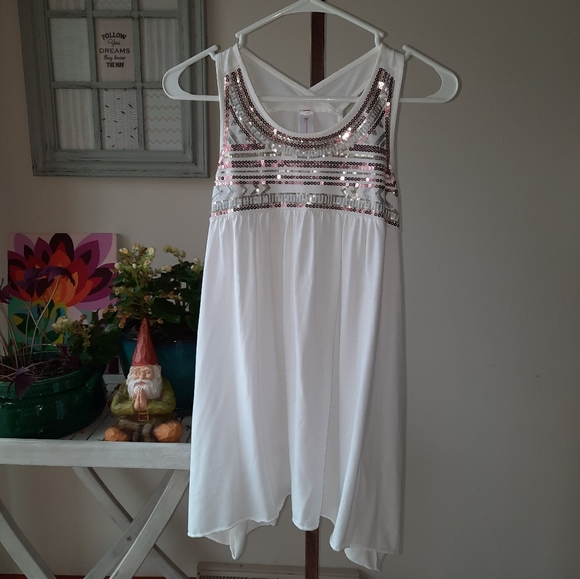 No Boundaries | Tops | No Boundaries Sz Xl White Wsequins | Poshmark